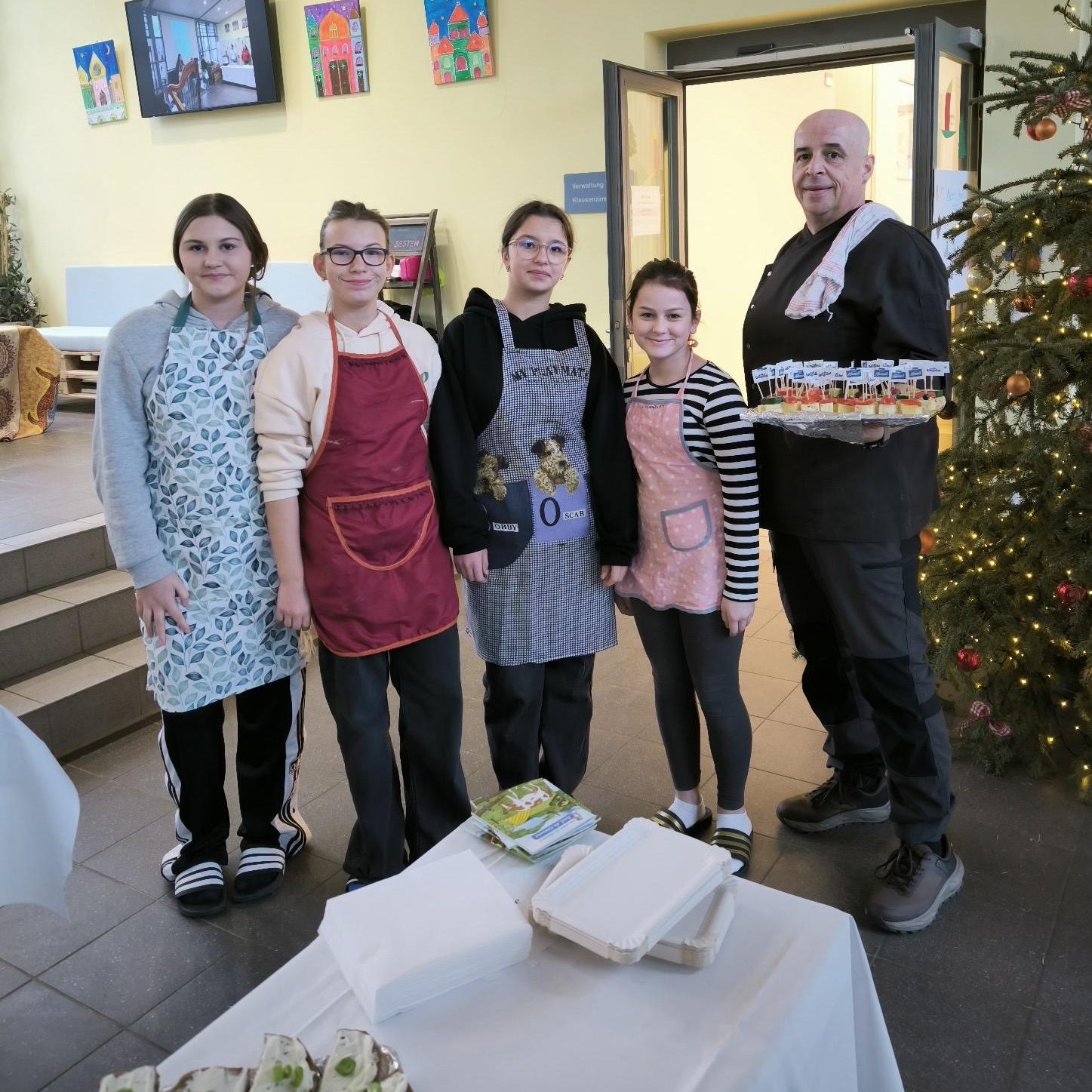 Gesunde Pause: Leckere Verkostung für alle Schülerinnen und Schüler ...